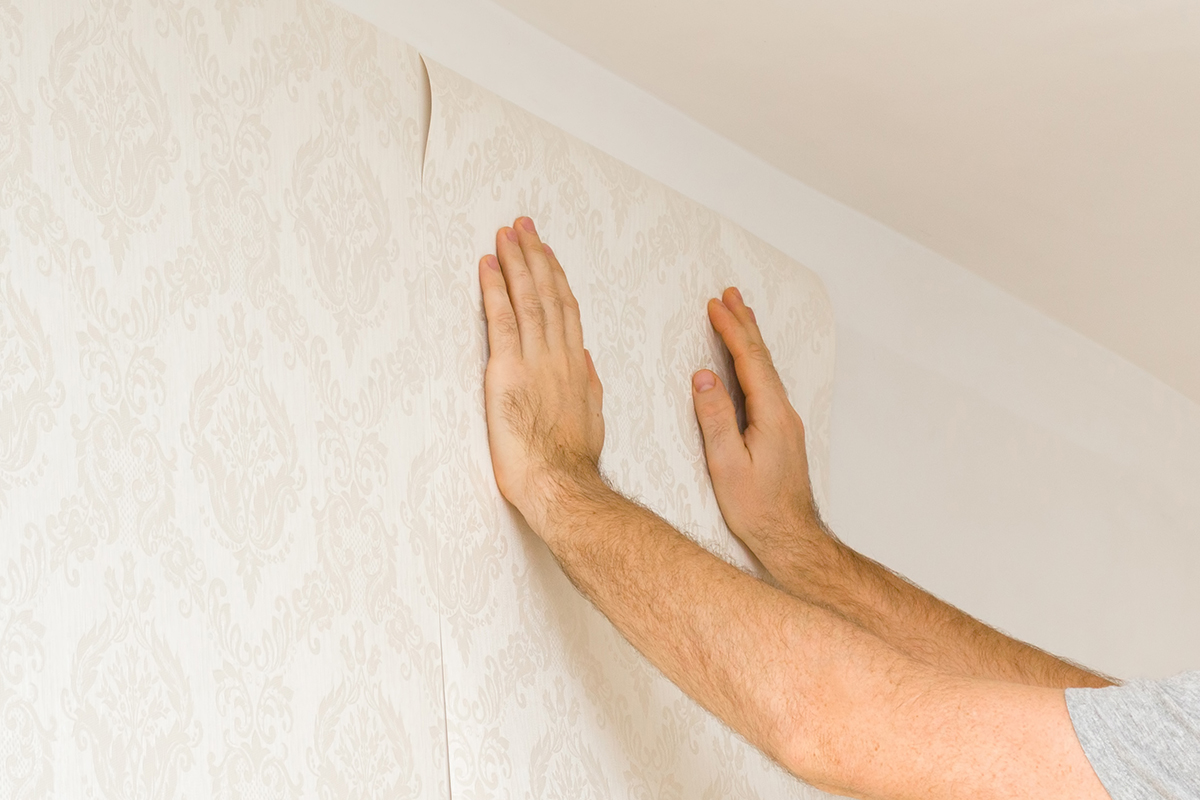 How to Install Wallpaper in 10 Steps - Taskrabbit Blog