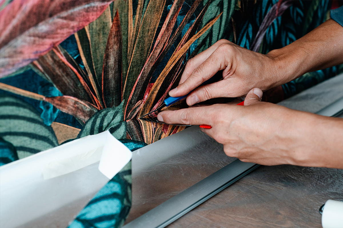 How to Install Wallpaper in 10 Steps - Taskrabbit Blog
